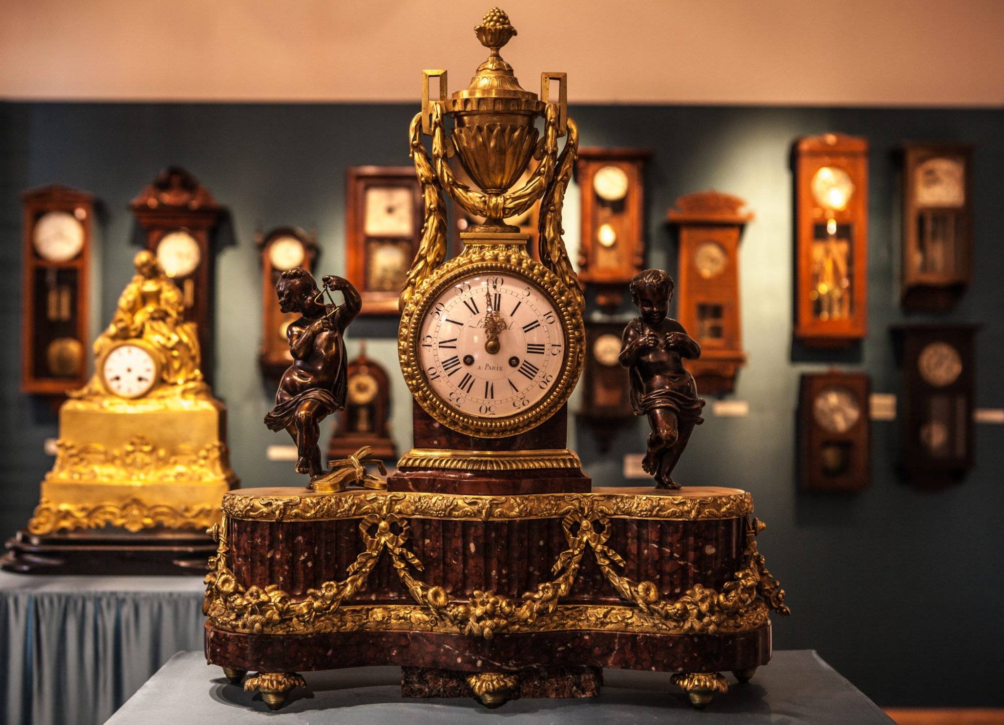 Vintage Clocks | Antique Clock Sales